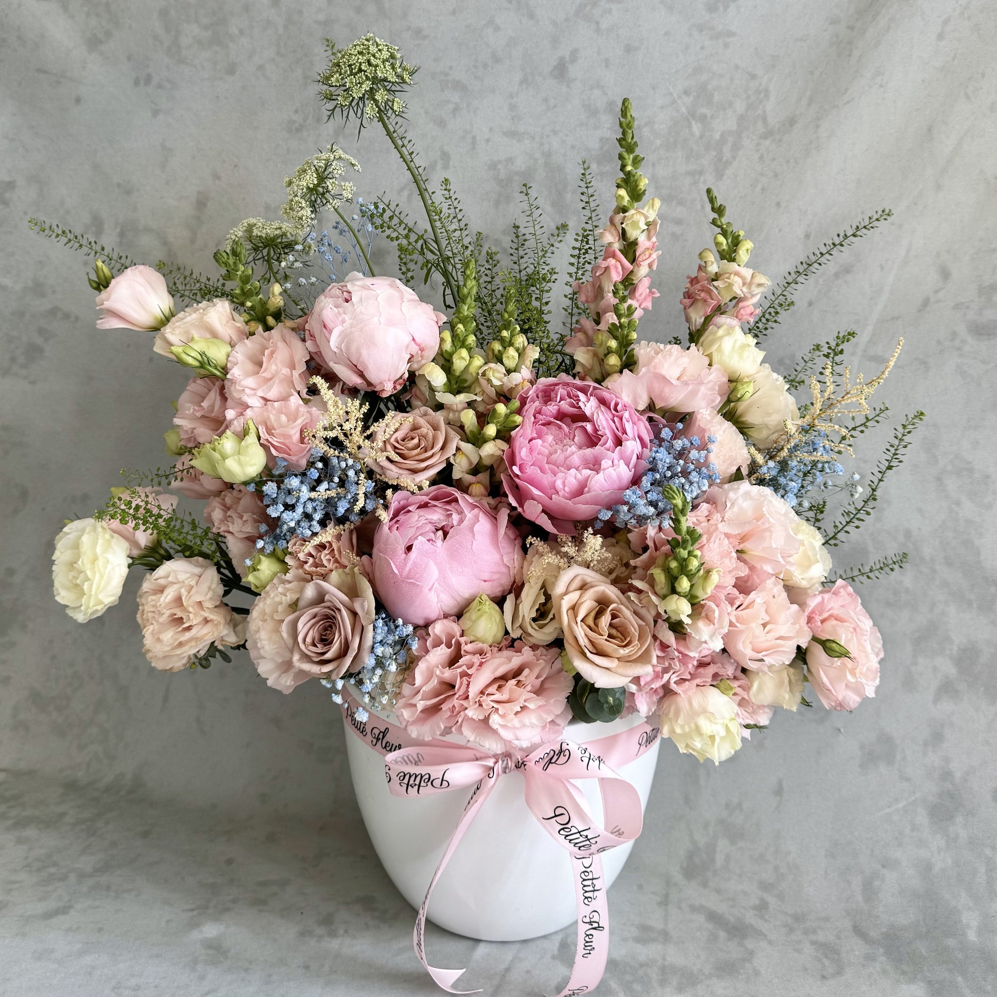 Lover | Bunga Vas | Petite Fleur
